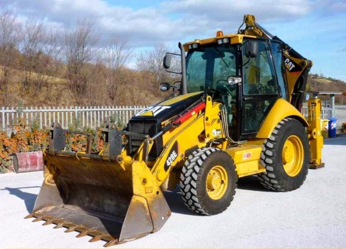 INCHIRIERE UTILAJE - UTILAJE - ALPHA MAAP